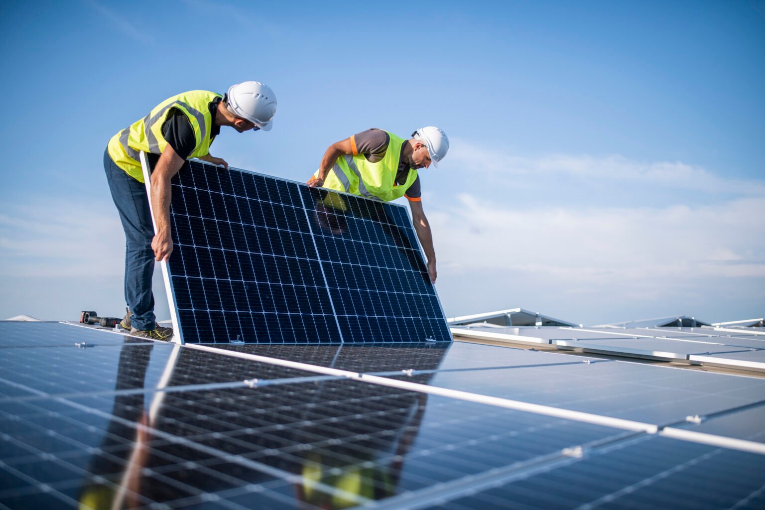 Hitachi Energy’s new Relion REF650 delivers advanced protection and ...